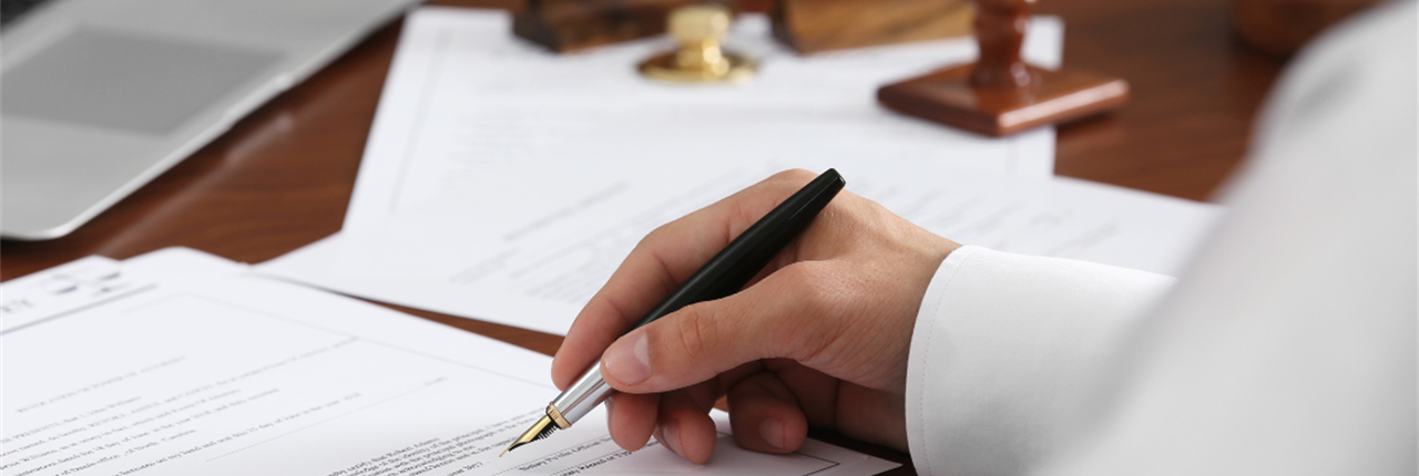 The Power and Limitations of Executive Orders - LINK >...